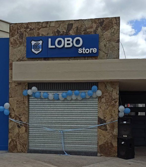 Quedó inaugurada la tienda Lobo Store en el estadio 23 de Agosto