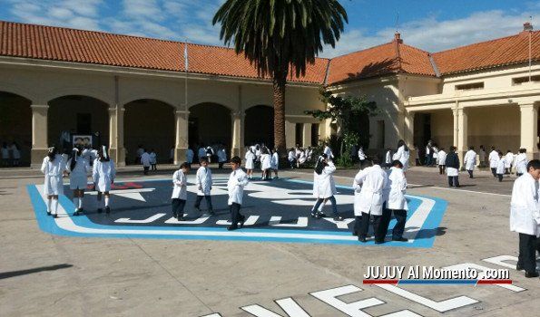 La Escuela Normal inició el ciclo lectivo con un renovado edificio