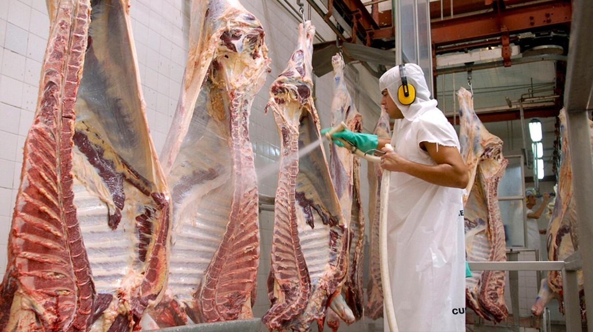 El Gobierno aclaró que el esquema de retenciones cero para la carne hasta el 31 de octubre