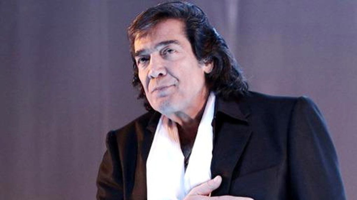 Cacho Castaña agradece el amor y la fuerza de los fanáticos