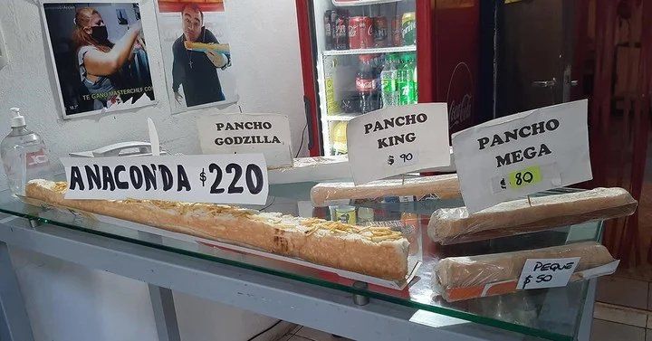 Cómo se hace el exitoso pancho más largo de Argentina: se llama ...