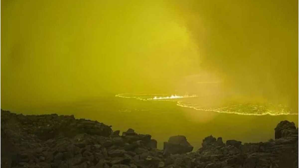 Entra en erupción el mayor volcán activo en el mundo
