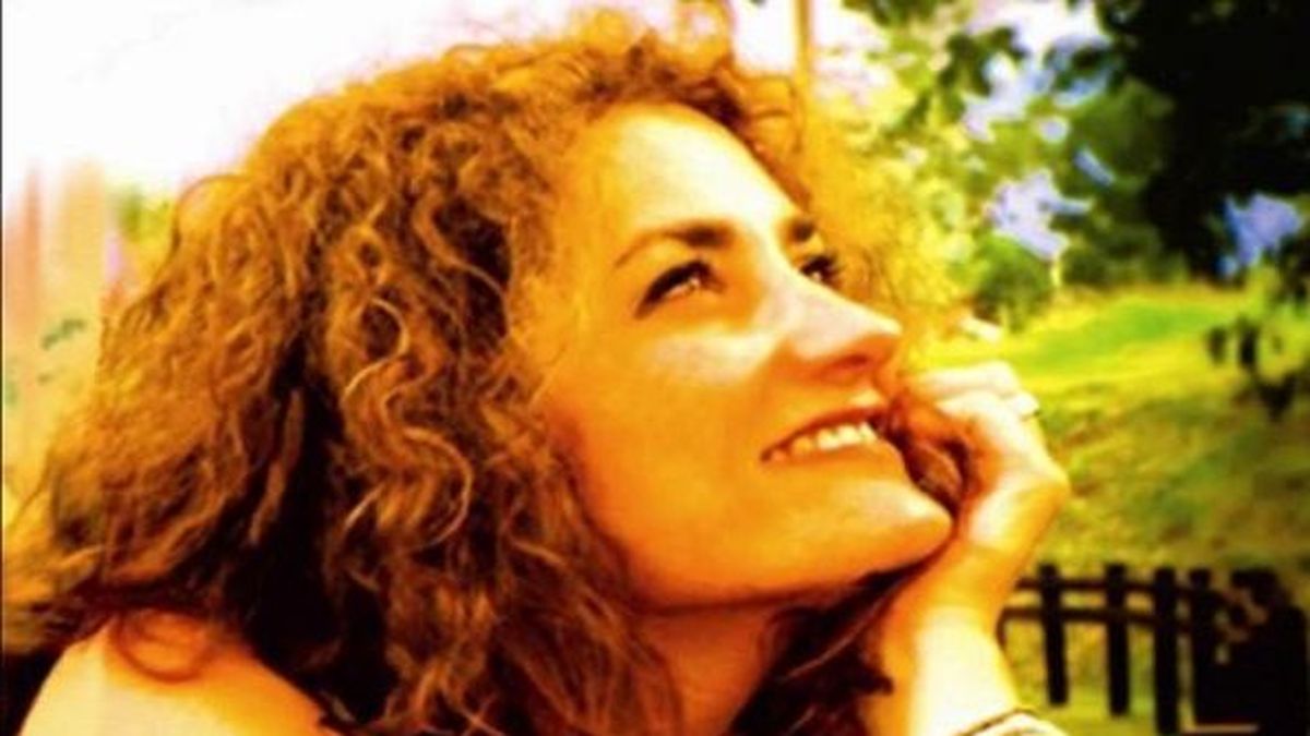 Angélica Simón presentará su álbum “Mujer enamorada”