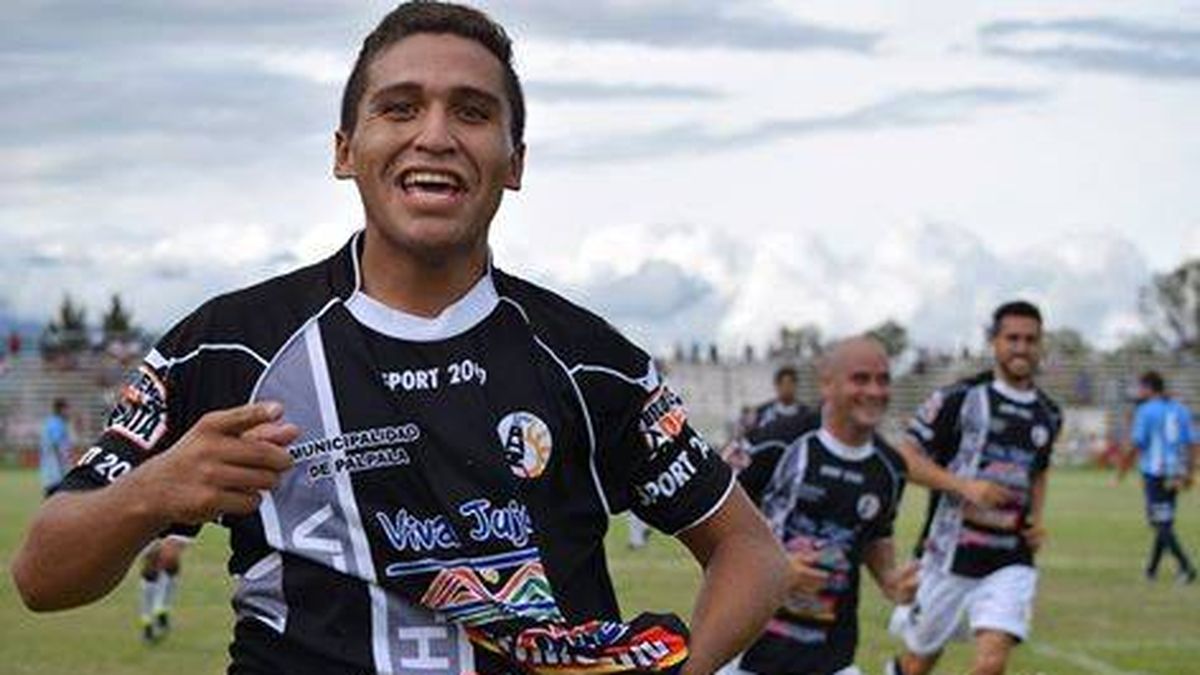 Zapla volvió a ganar y mira a todos desde arriba