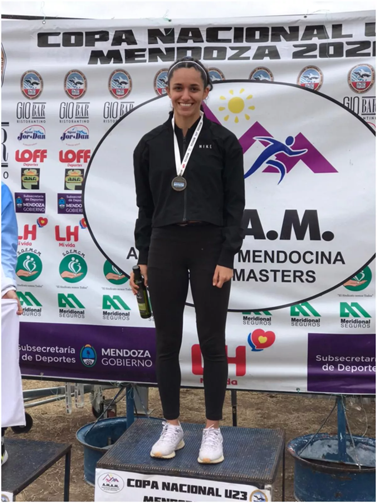 Emilia Batalla y Luciana Rivas, grandes promesas del atletismo jujeño