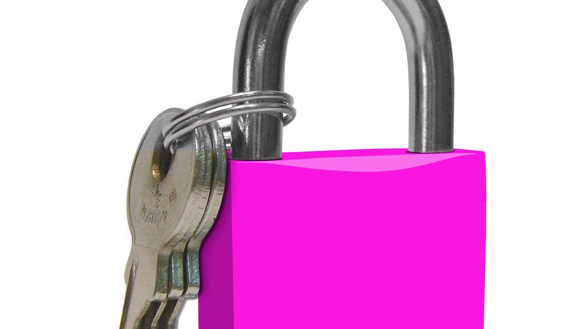 Por el color del candado se dio cuenta que su ex lo robo