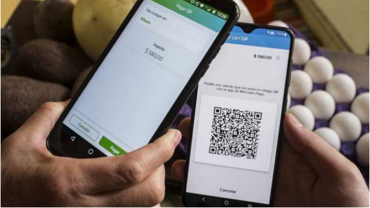 Por primera vez, hubo más pagos con transferencia que con débito