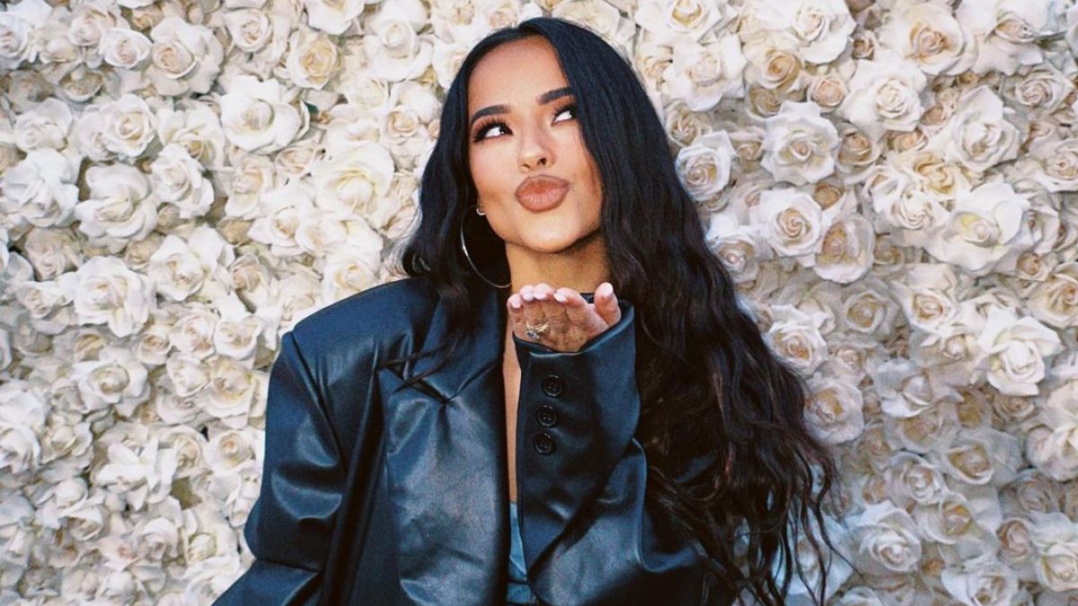 La respuesta de la cantante Becky G ante la infidelidad de su novio