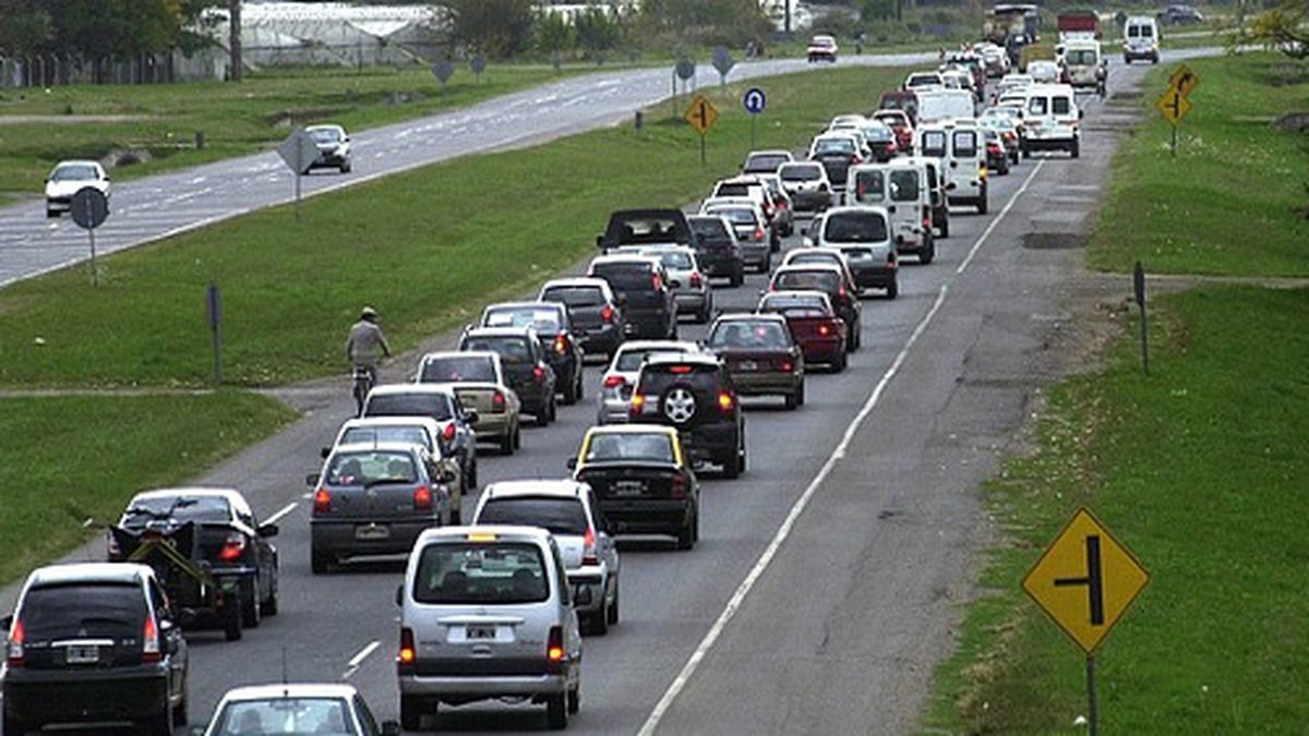 Intenso movimiento en las rutas de todo el país