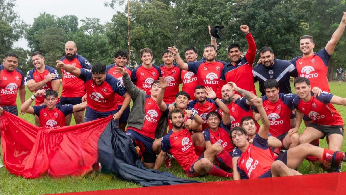 El Suri se consagró en la Liga Norte Grande y celebra el ascenso