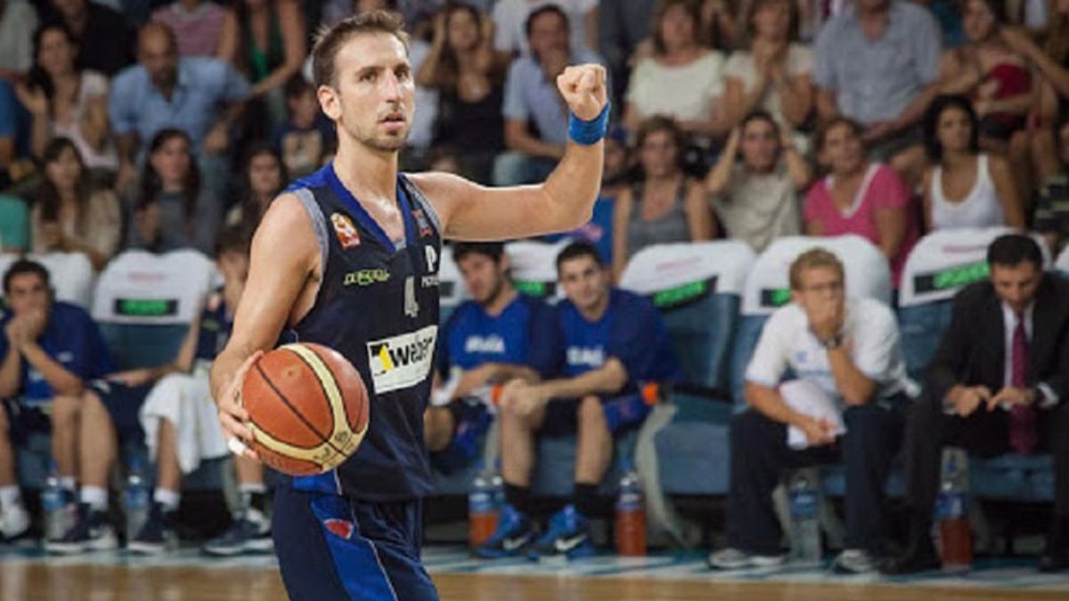 El campeón olimpico Pepe Sánchez volvió a jugar los 44 años