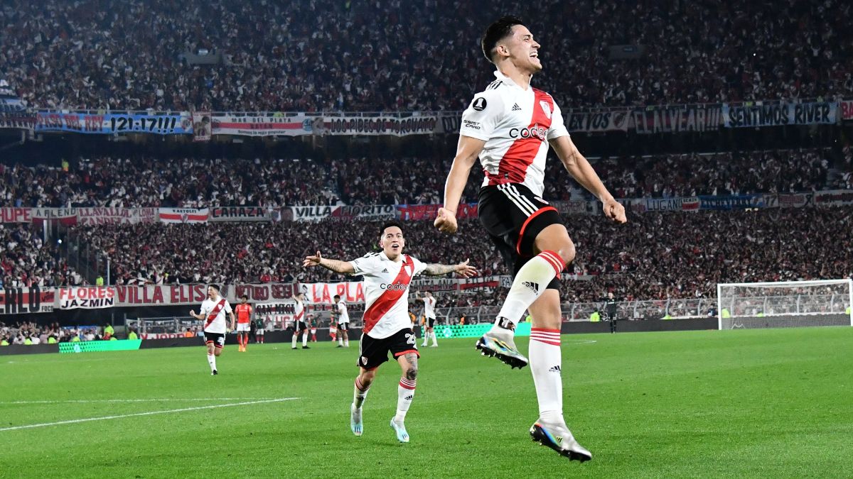 Con doblete de Solari, River le ganó al Inter en el Monumental
