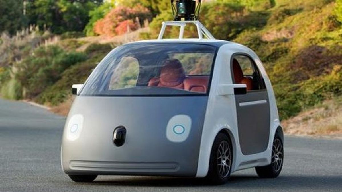 California otorgó los primeros permisos a los autos que se manejan solos