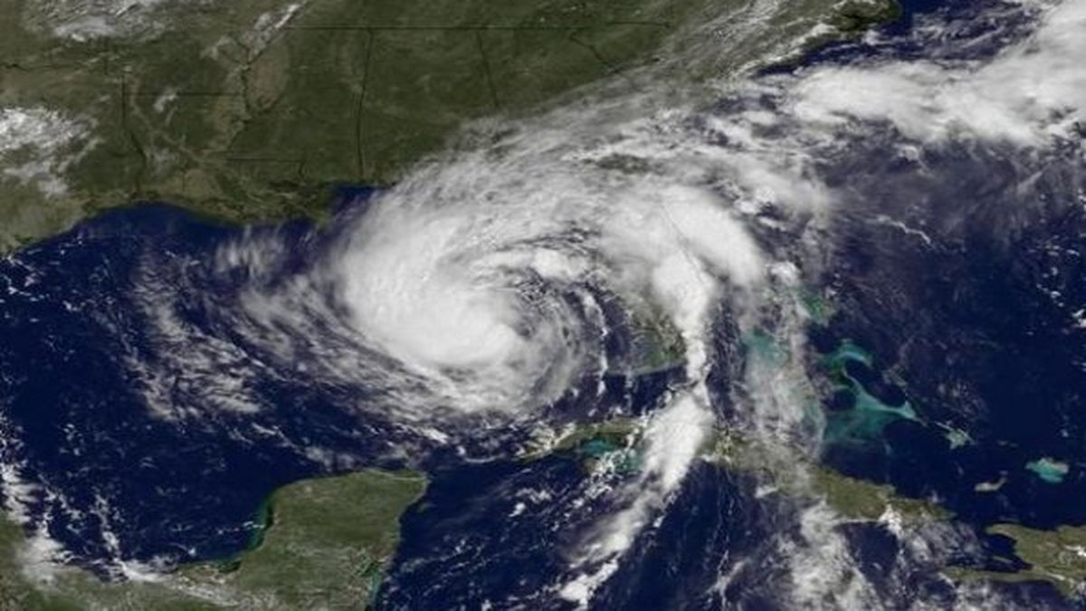 Isaac amenaza las costas de EE.UU