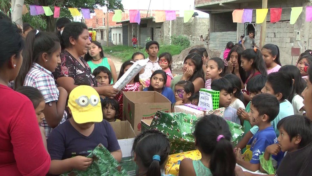 Gracias a un merendero “a pulmón” varios niños festejaron navidad