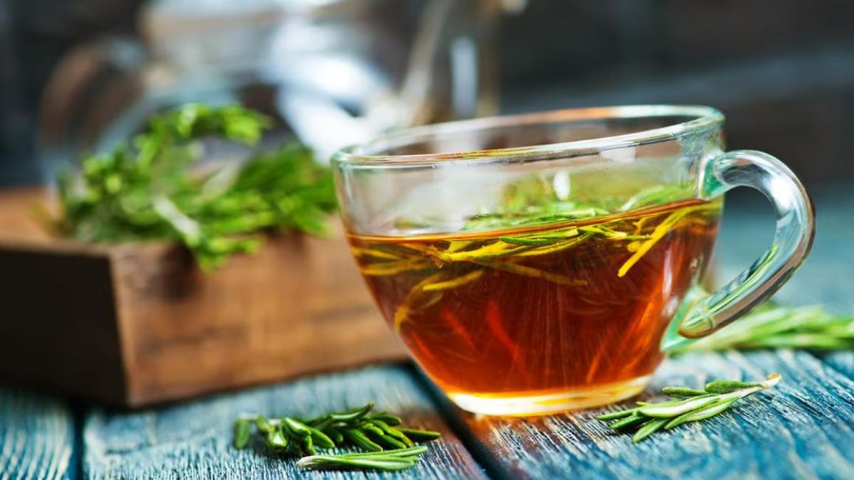 Té de romero: estos son los beneficios de esta clásica infusión
