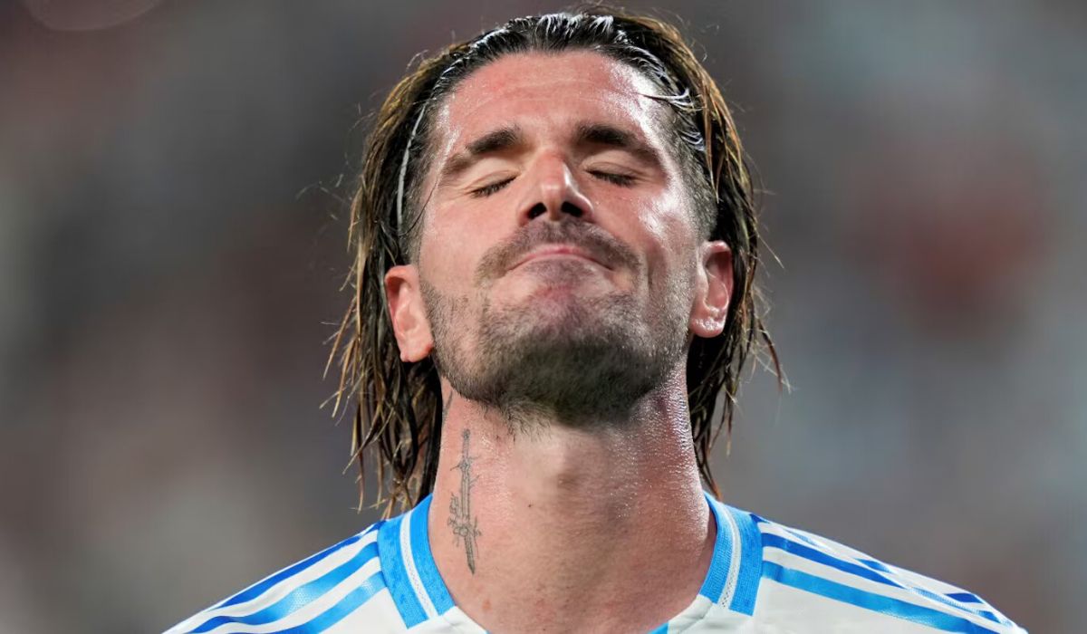 La historia de Rodrigo De Paul después del escándalo en el debut de la ...