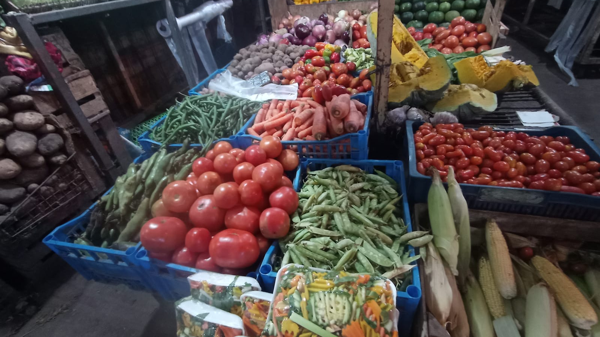 Frutas y verduras de Bolivia empiezan a copar los mercados jujeños