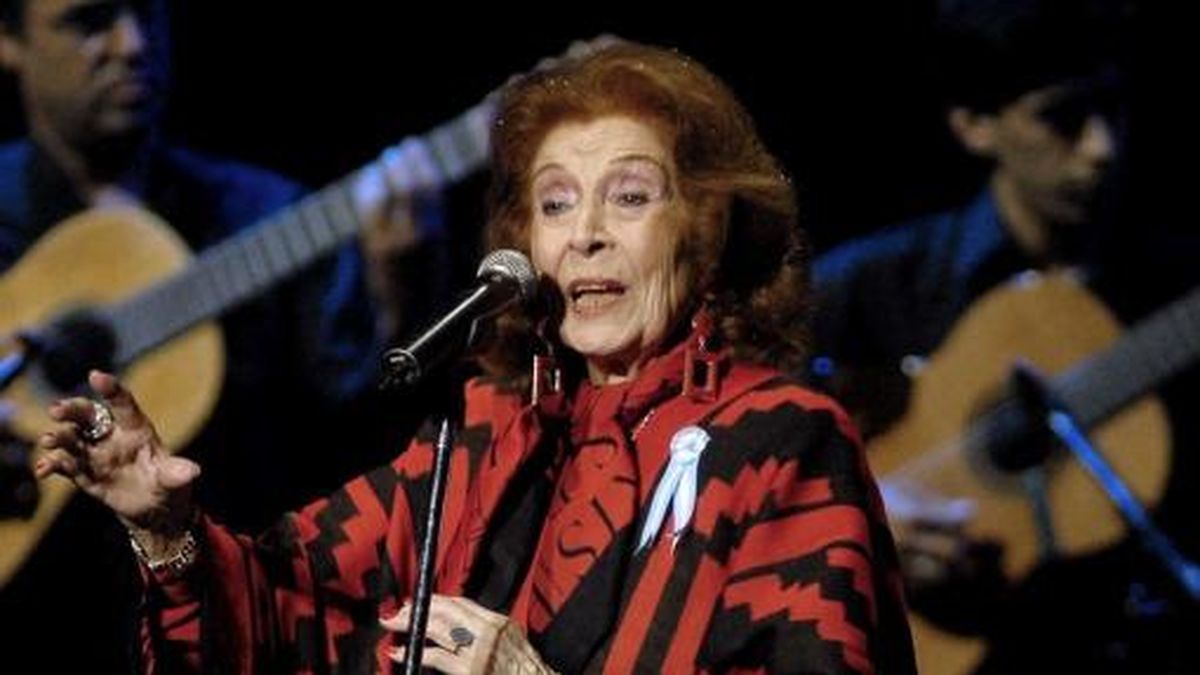 A los 102 años falleció Nelly Omar, la cantora nacional
