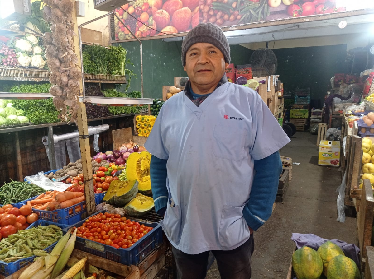 Frutas y verduras de Bolivia empiezan a copar los mercados jujeños
